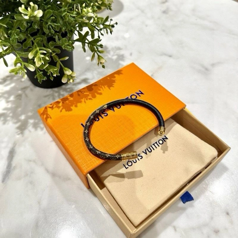 Exact replica Louis Vuitton Bracelets