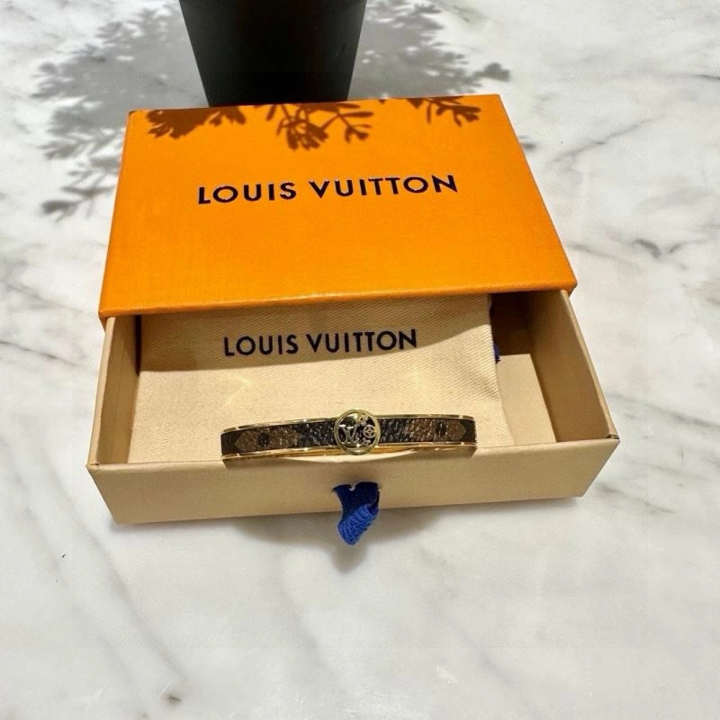 Factory-made Louis Vuitton Bracelets