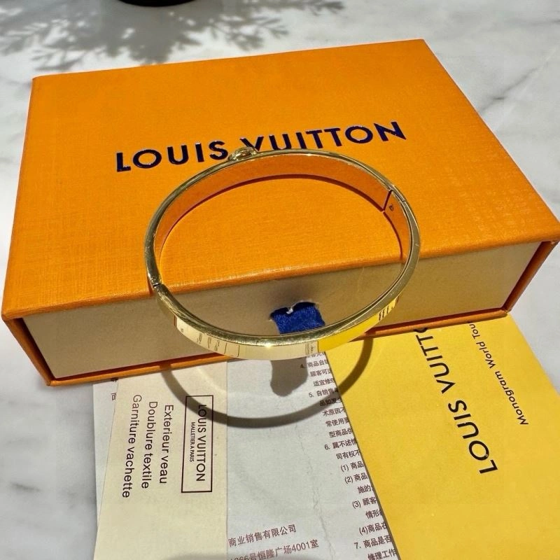 Factory-made Louis Vuitton Bracelets