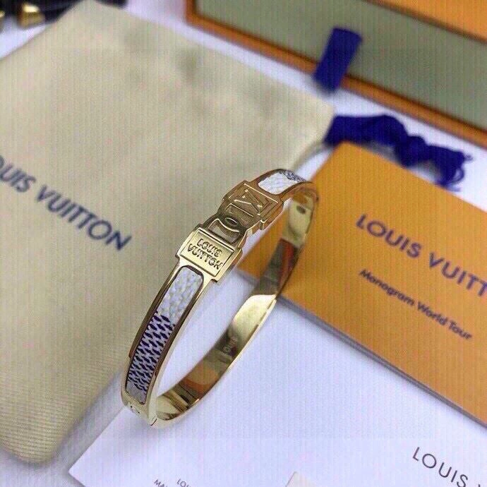 Top mirror Louis Vuitton Bracelets