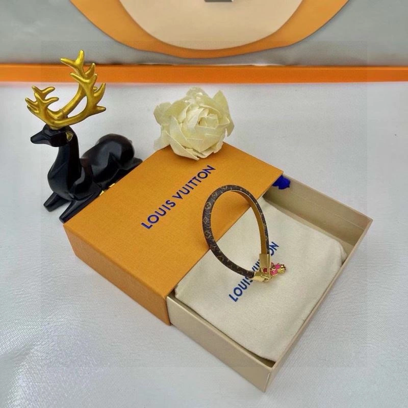 Economical Louis Vuitton Bracelets