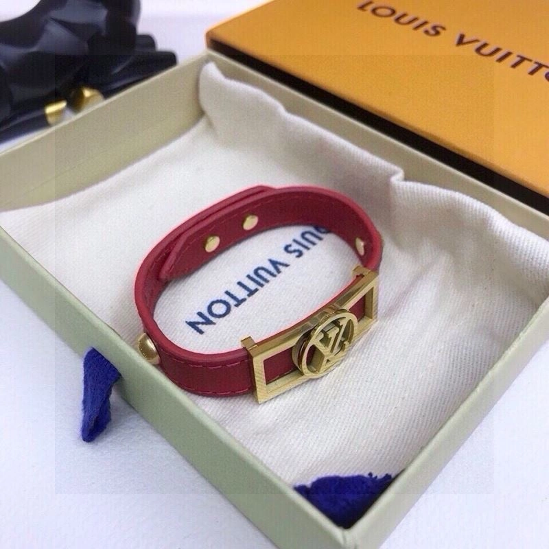 Top mirror Louis Vuitton Bracelets