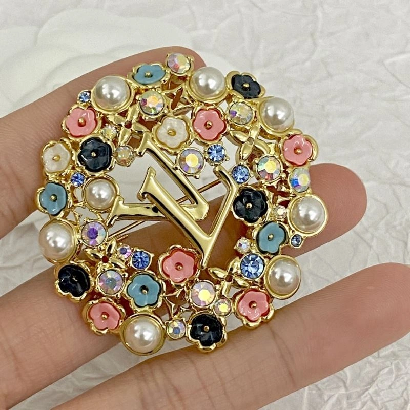 Top match Louis Vuitton Brooches
