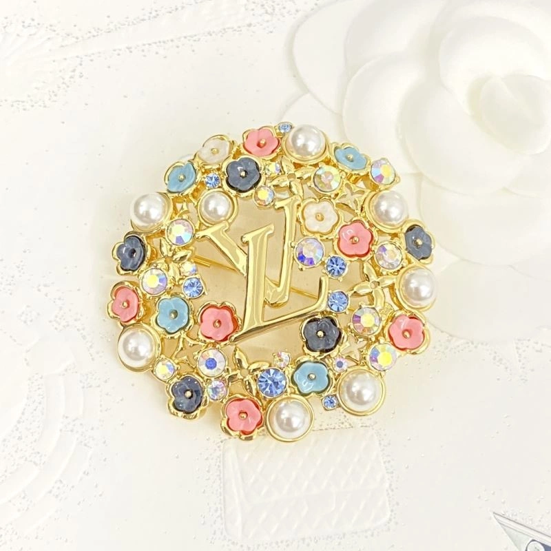 Top match Louis Vuitton Brooches