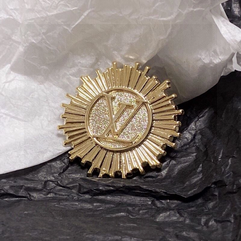 Exact replica Louis Vuitton Brooches