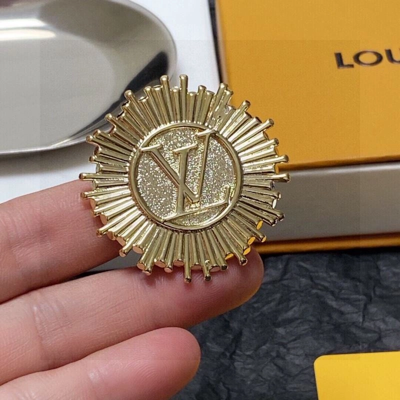 Exact replica Louis Vuitton Brooches