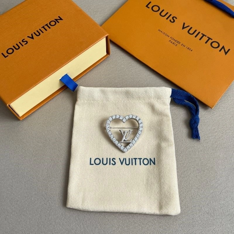 Legit Louis Vuitton Brooches