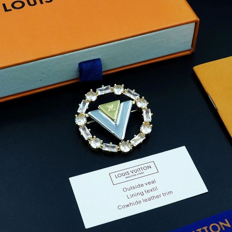 Reasonably priced Louis Vuitton Brooches