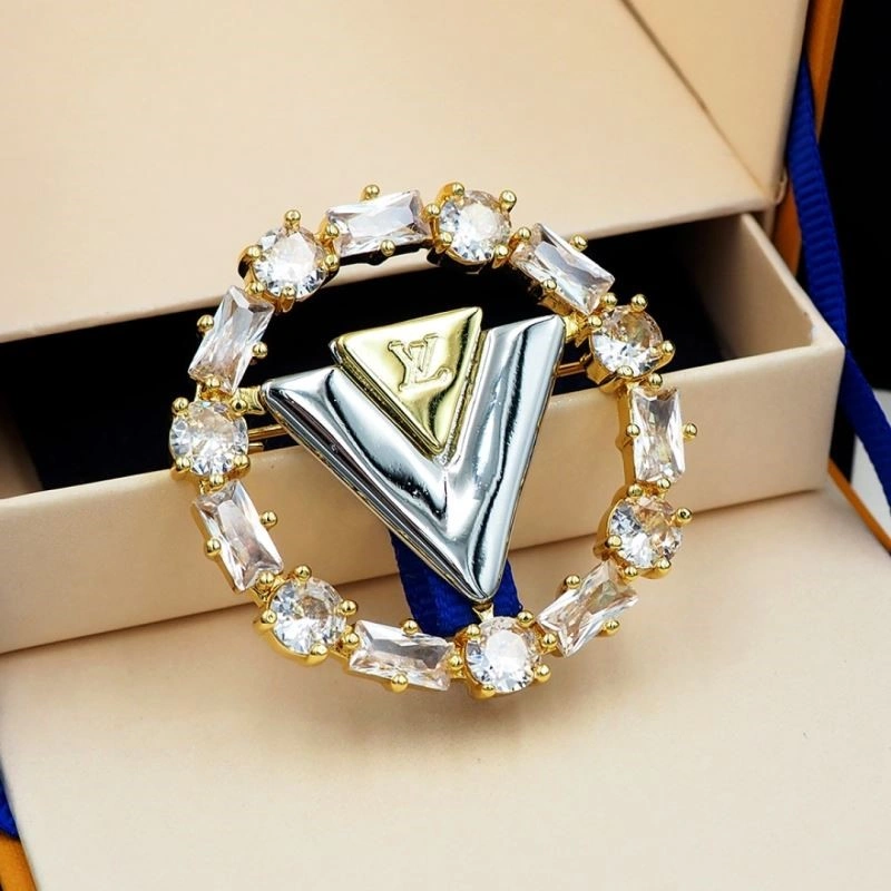 Reasonably priced Louis Vuitton Brooches