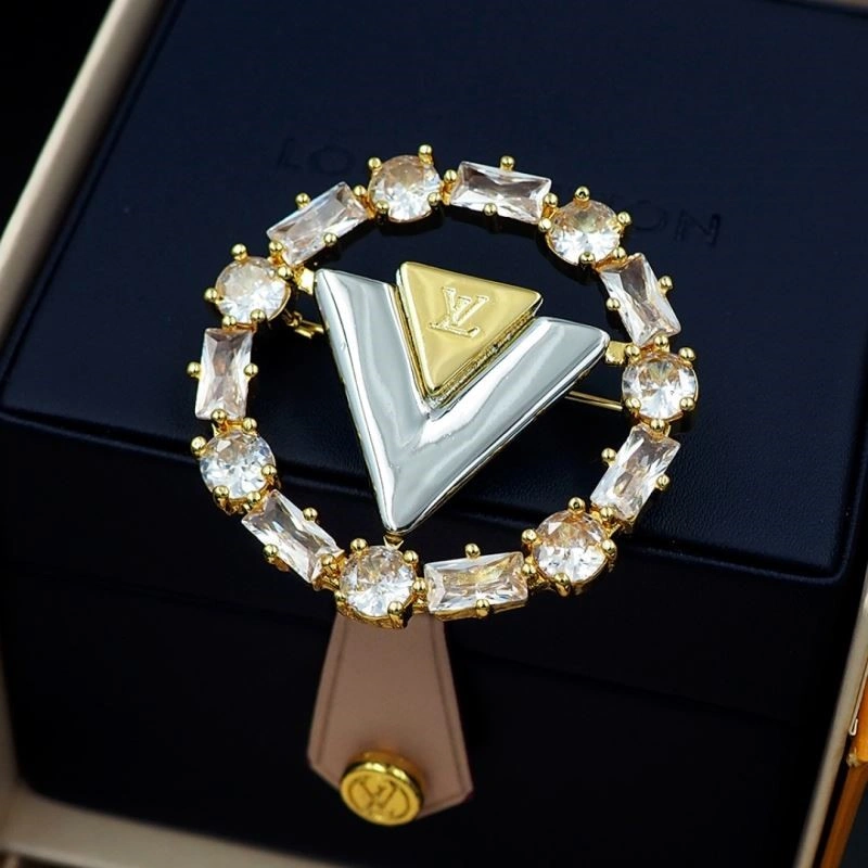 Reasonably priced Louis Vuitton Brooches