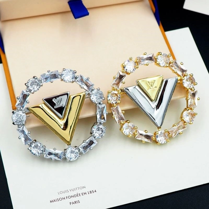 Accurate model Louis Vuitton Brooches