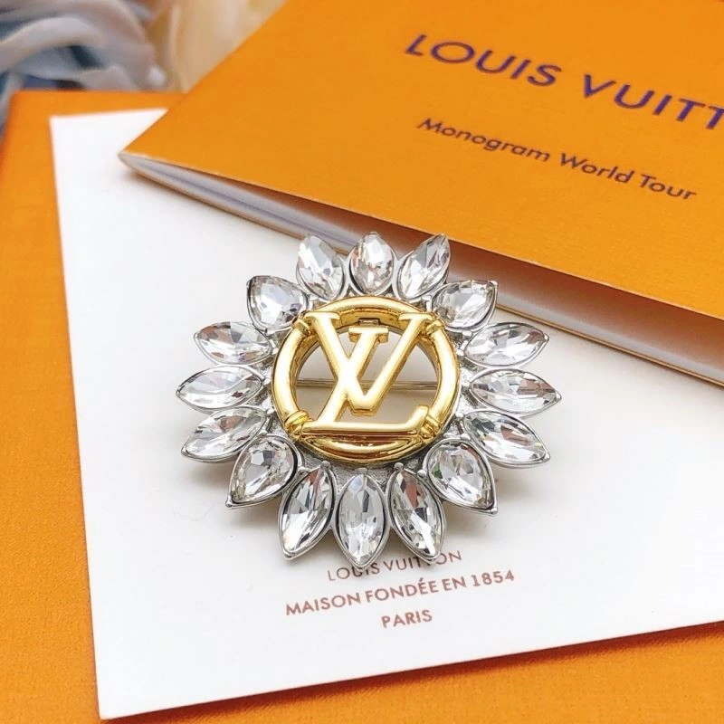 Affordable Louis Vuitton Brooches