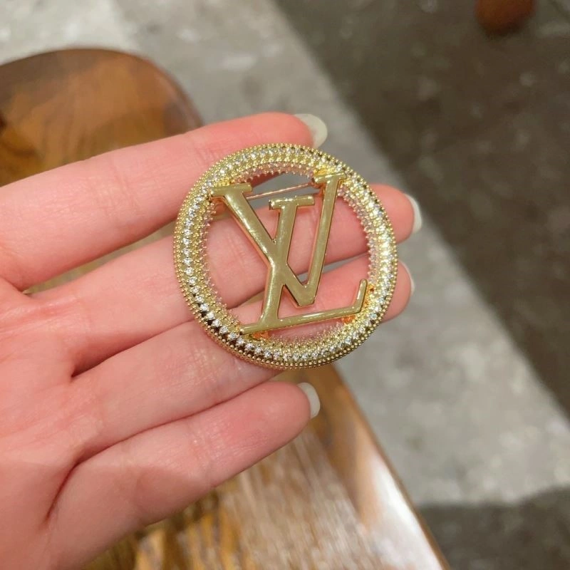Accurate model Louis Vuitton Brooches