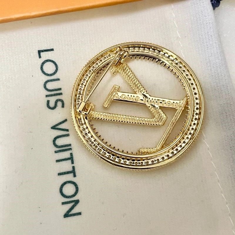 Accurate model Louis Vuitton Brooches