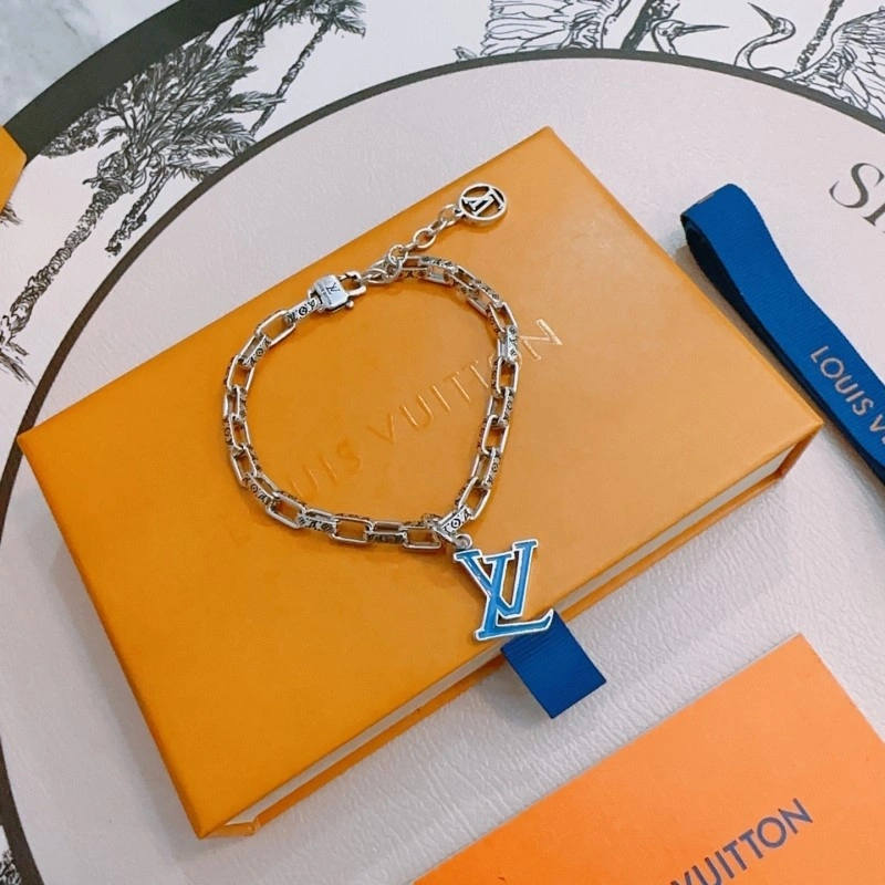 Brand-authenticated Louis Vuitton Brooches