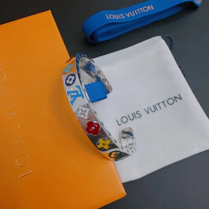 Original Louis Vuitton Brooches