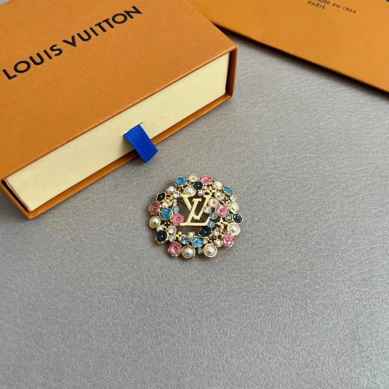 Low-cost Louis Vuitton Brooches