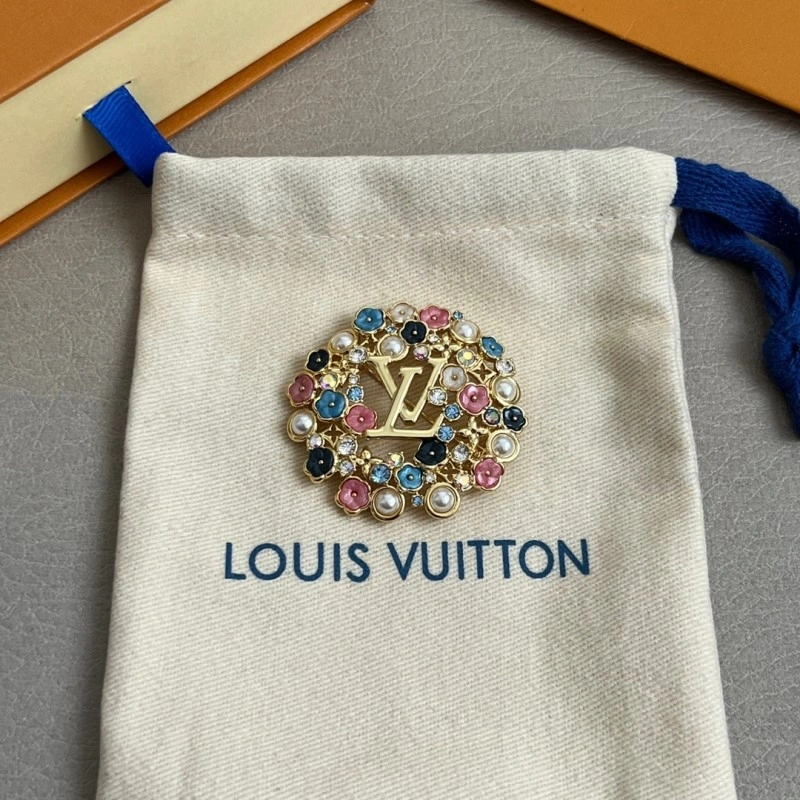 Low-cost Louis Vuitton Brooches