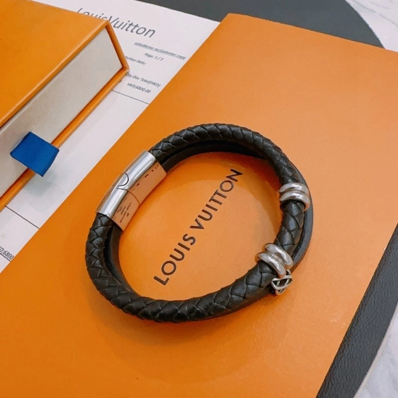 High accuracy Louis Vuitton Brooches