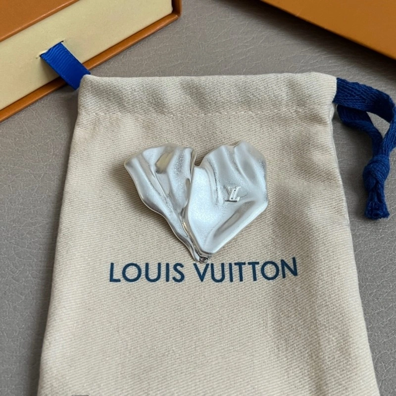 Brand-authenticated Louis Vuitton Brooches