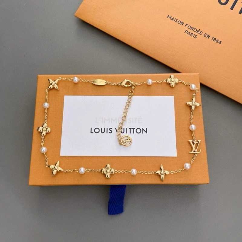 Louis Vuitton Brooches