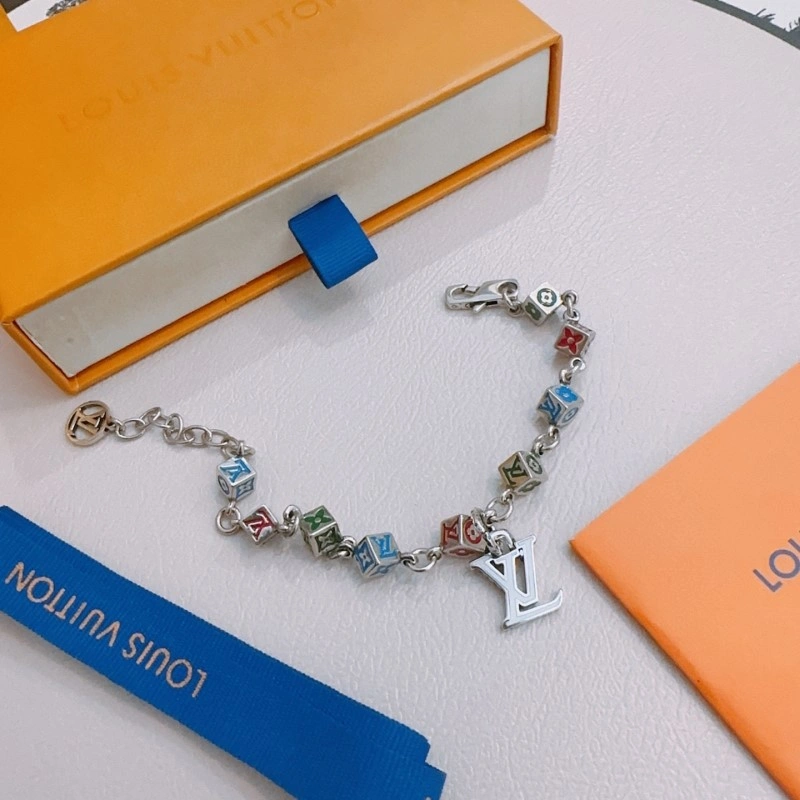 Economical Louis Vuitton Brooches