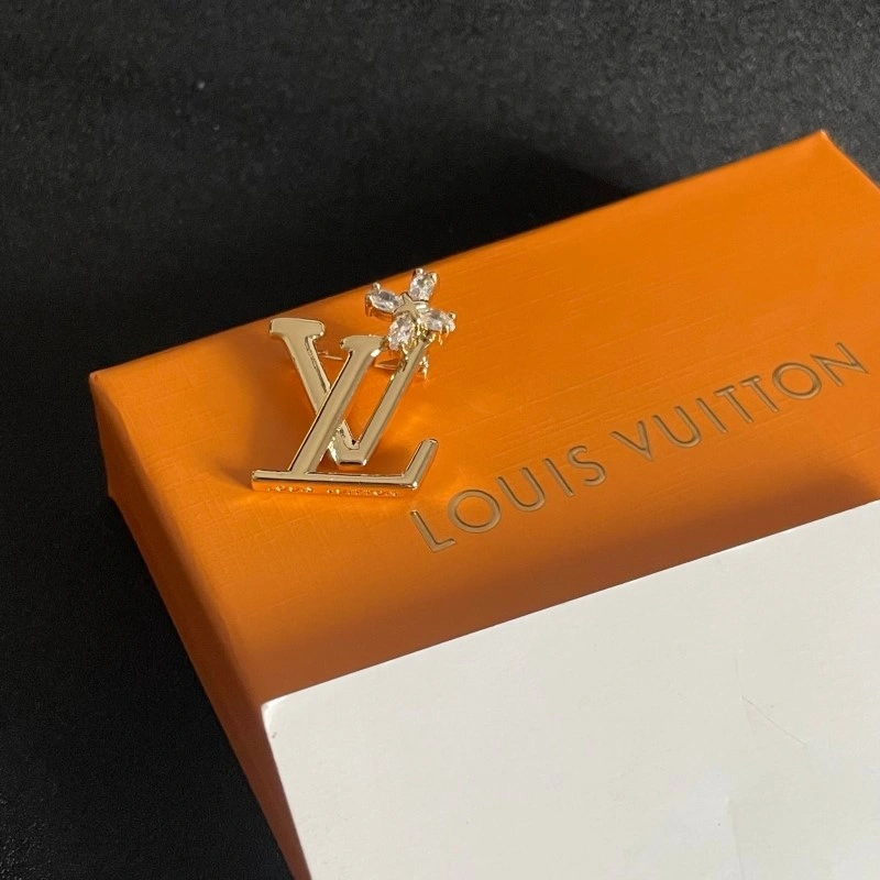 Reasonably priced Louis Vuitton Brooches