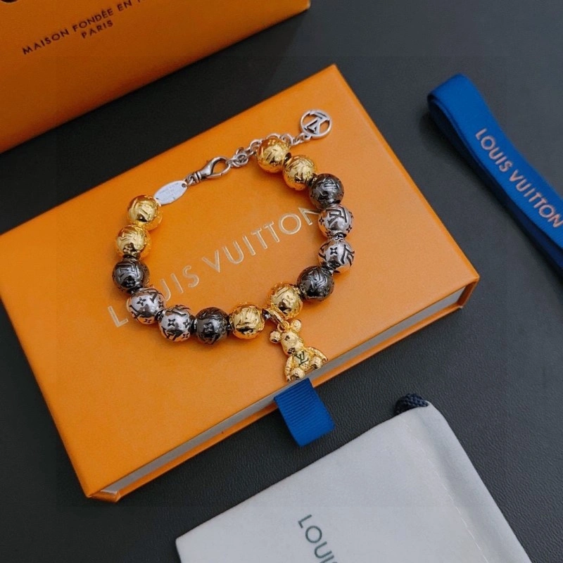 Affordable Louis Vuitton Brooches