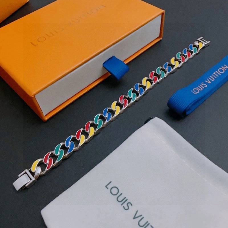 Factory-made Louis Vuitton Brooches