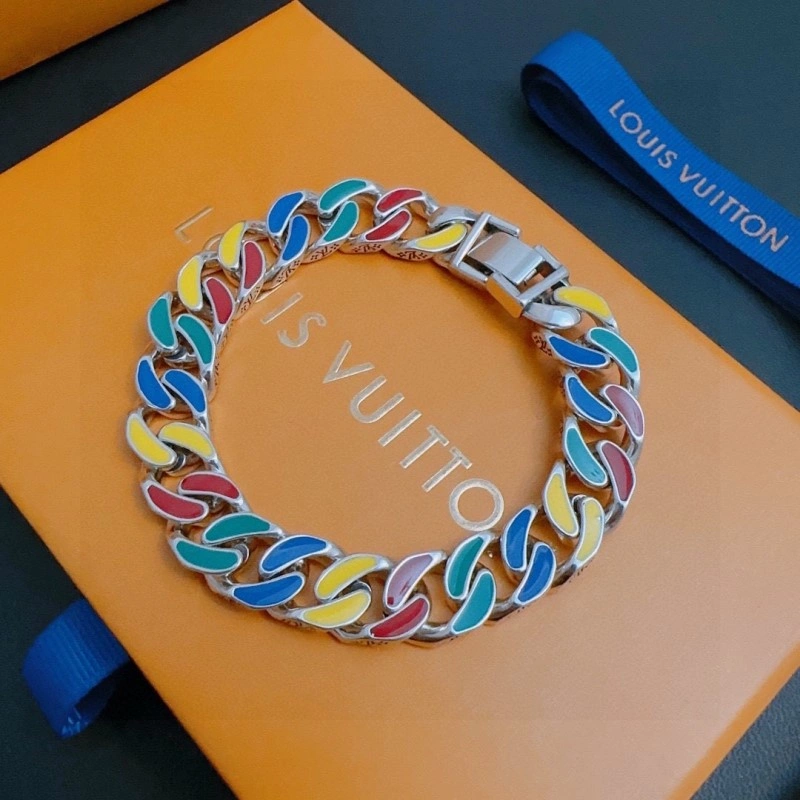 Factory-made Louis Vuitton Brooches