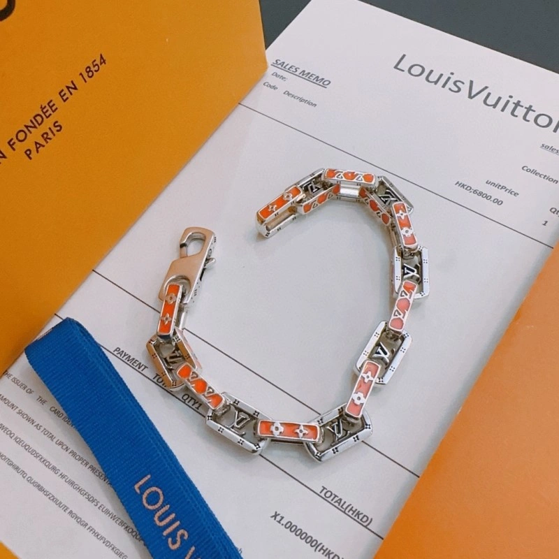 Official Louis Vuitton Brooches