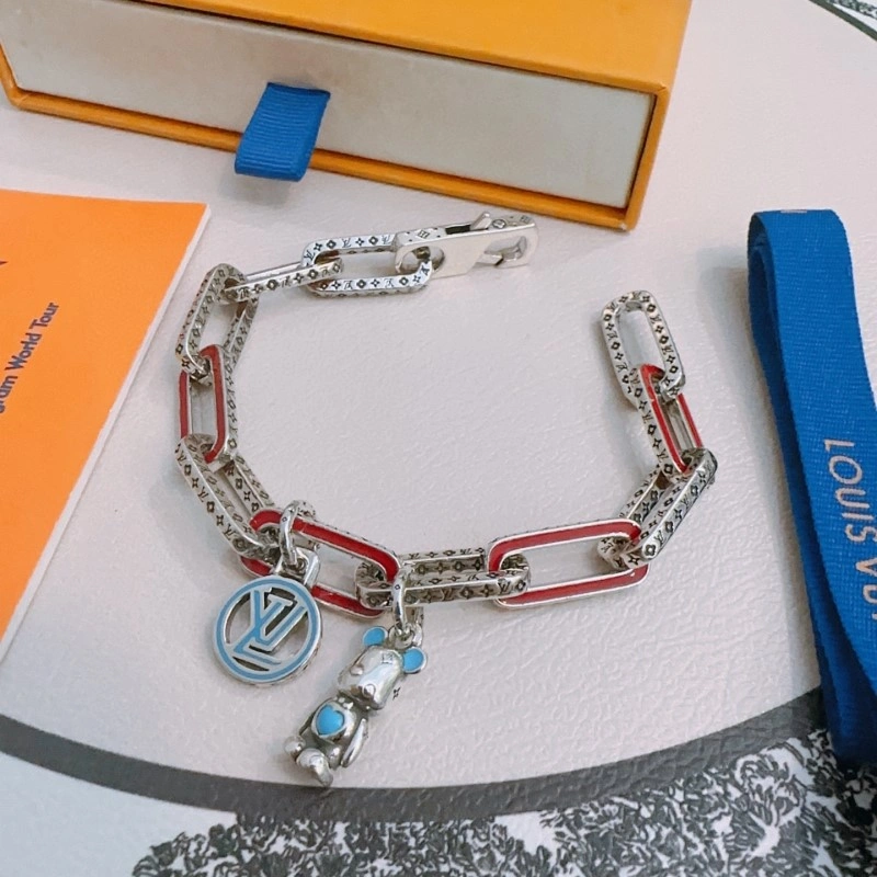 Cut-rate Louis Vuitton Brooches