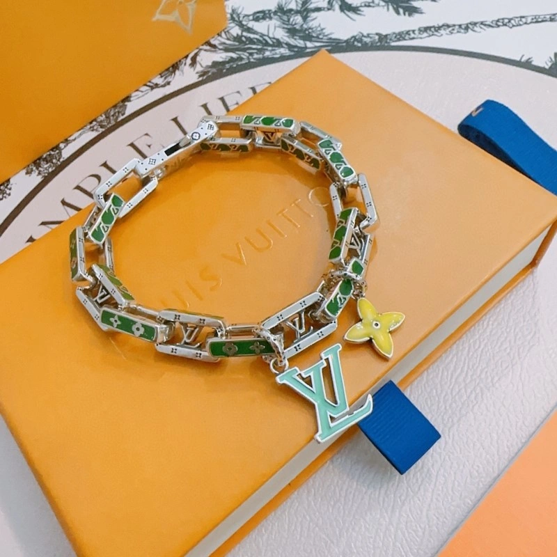 Inexpensive Louis Vuitton Brooches