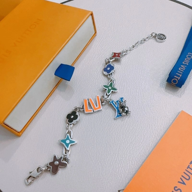 Factory-made Louis Vuitton Brooches