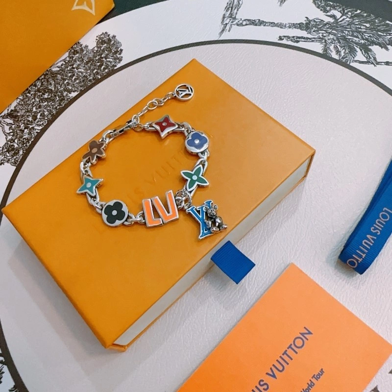 Factory-made Louis Vuitton Brooches