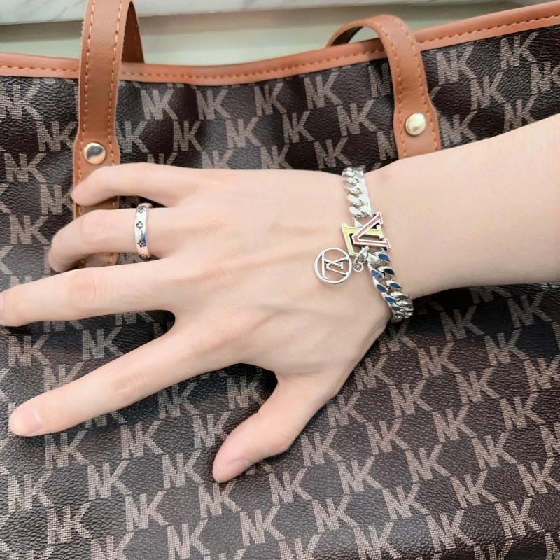 Precise copy Louis Vuitton Brooches
