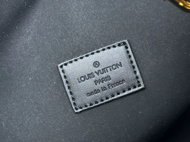 Reasonably priced Louis Vuitton Bucket Bags