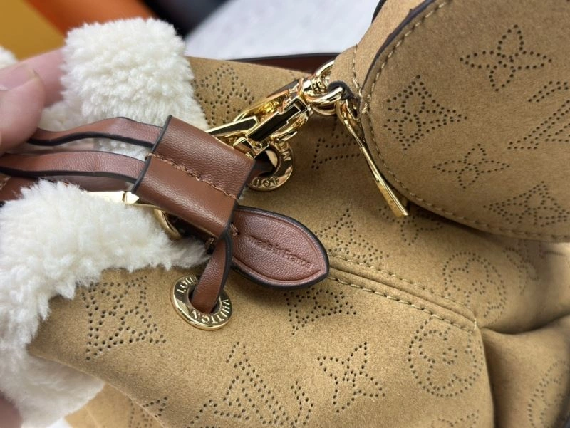 Discounted Louis Vuitton Bucket Bags