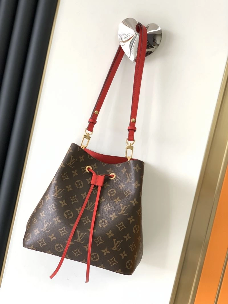 High accuracy Louis Vuitton Bucket Bags