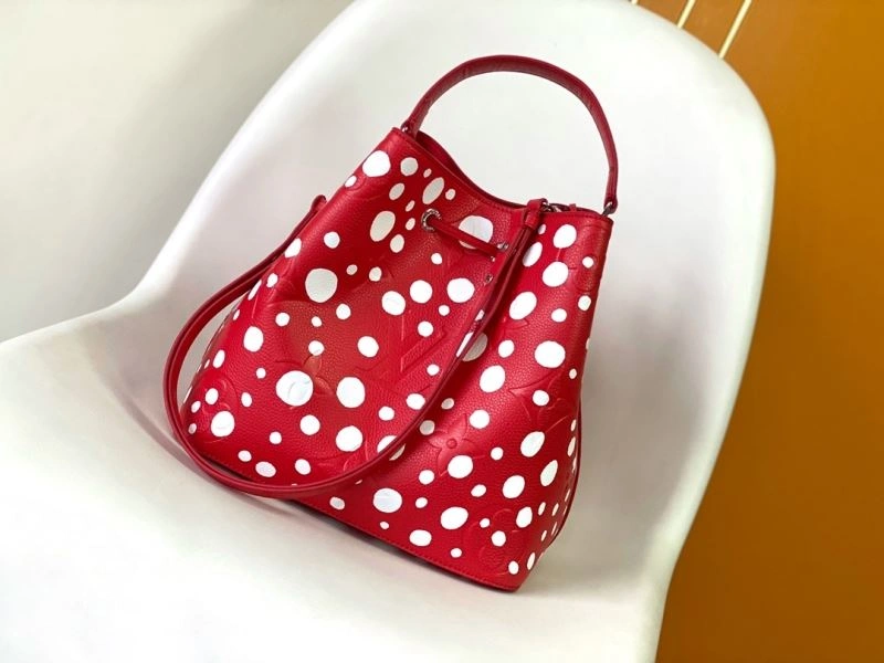 Bargain Louis Vuitton Bucket Bags