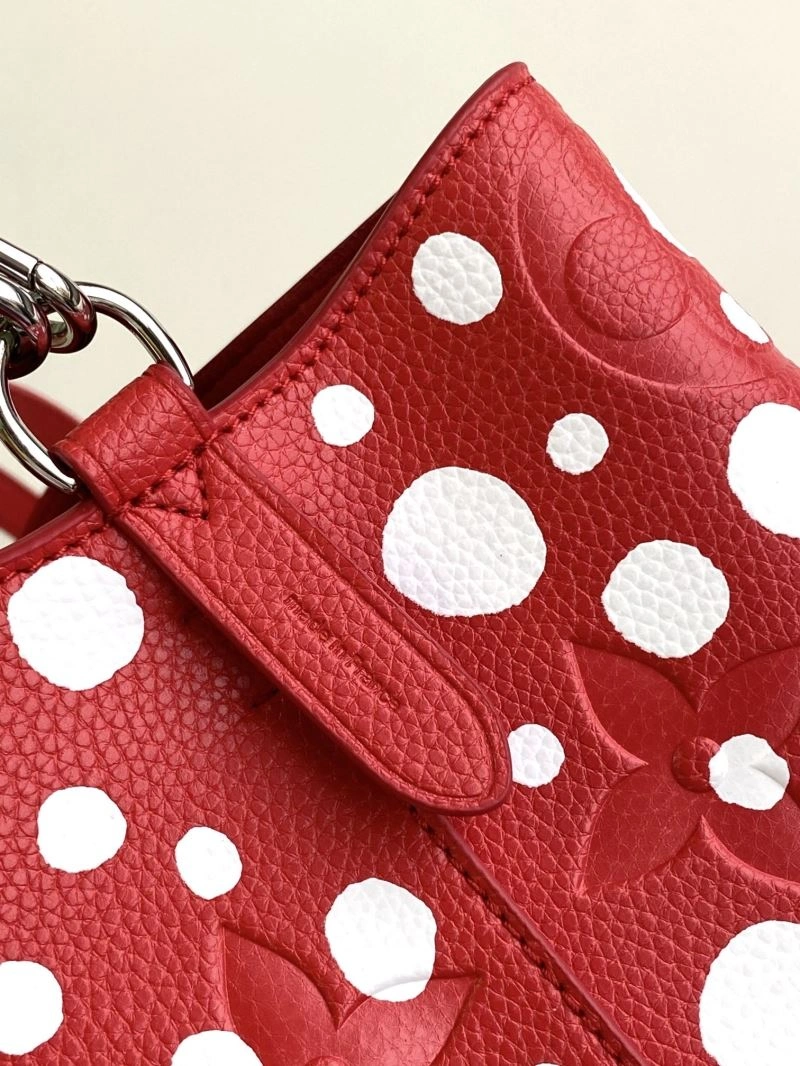 Bargain Louis Vuitton Bucket Bags