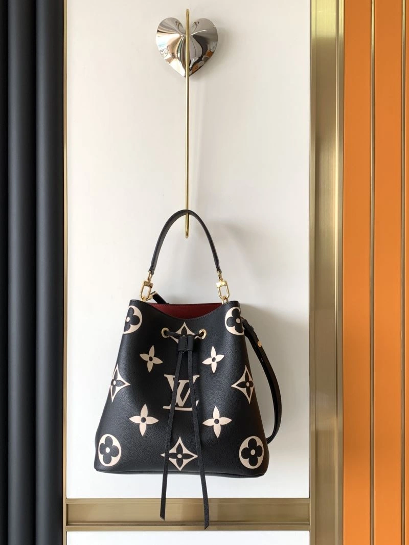 Discounted Louis Vuitton Bucket Bags