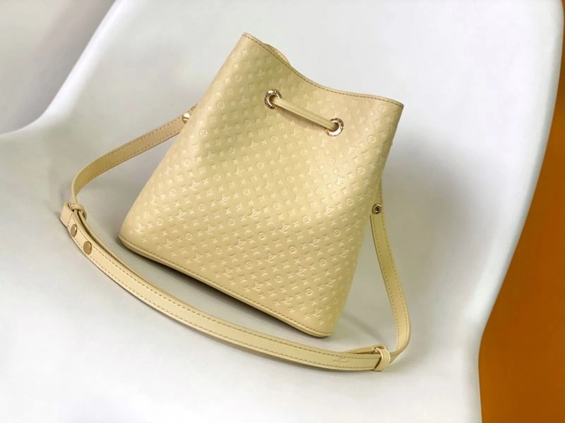 Low-cost Louis Vuitton Bucket Bags