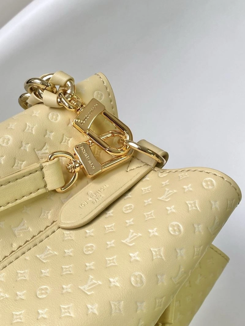 Low-cost Louis Vuitton Bucket Bags