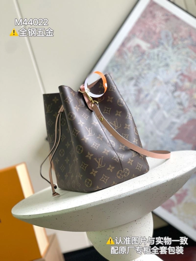 Bargain Louis Vuitton Bucket Bags