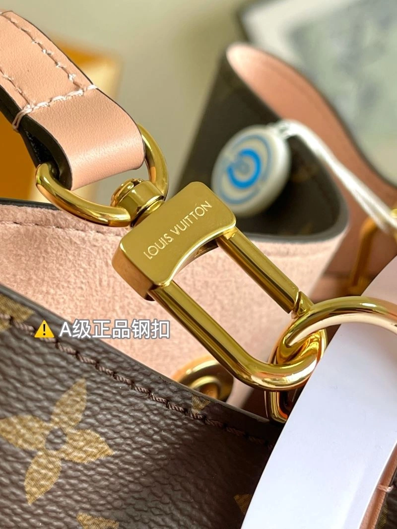 Bargain Louis Vuitton Bucket Bags