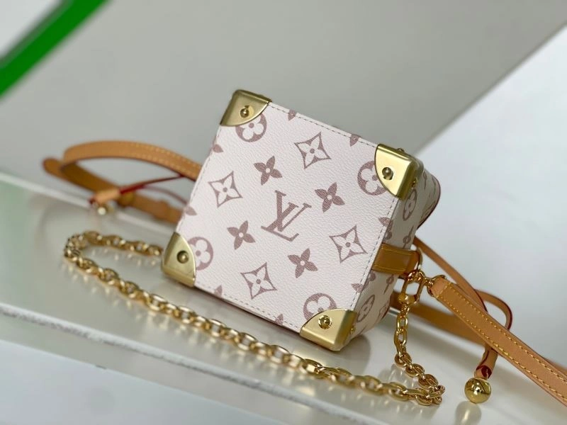Cut-rate Louis Vuitton Bucket Bags