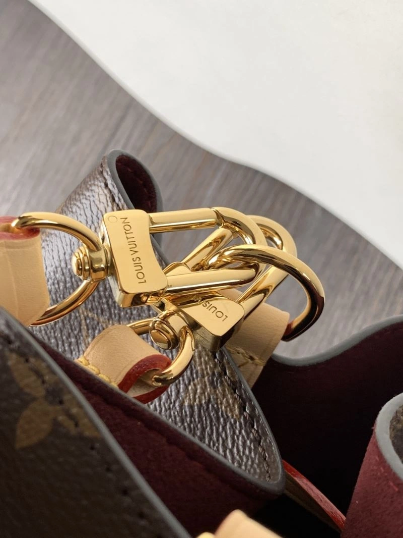 Bargain Louis Vuitton Bucket Bags