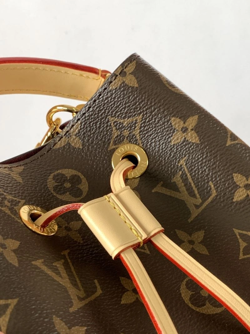 Bargain Louis Vuitton Bucket Bags
