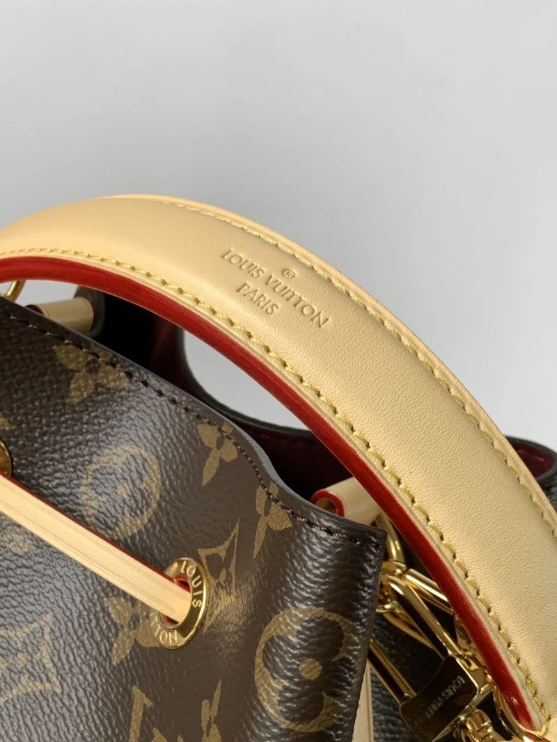 Bargain Louis Vuitton Bucket Bags